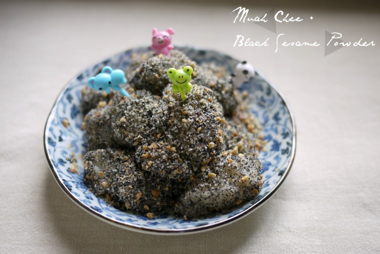 Muah Chee With Black Sesame Powder – MONO and CO