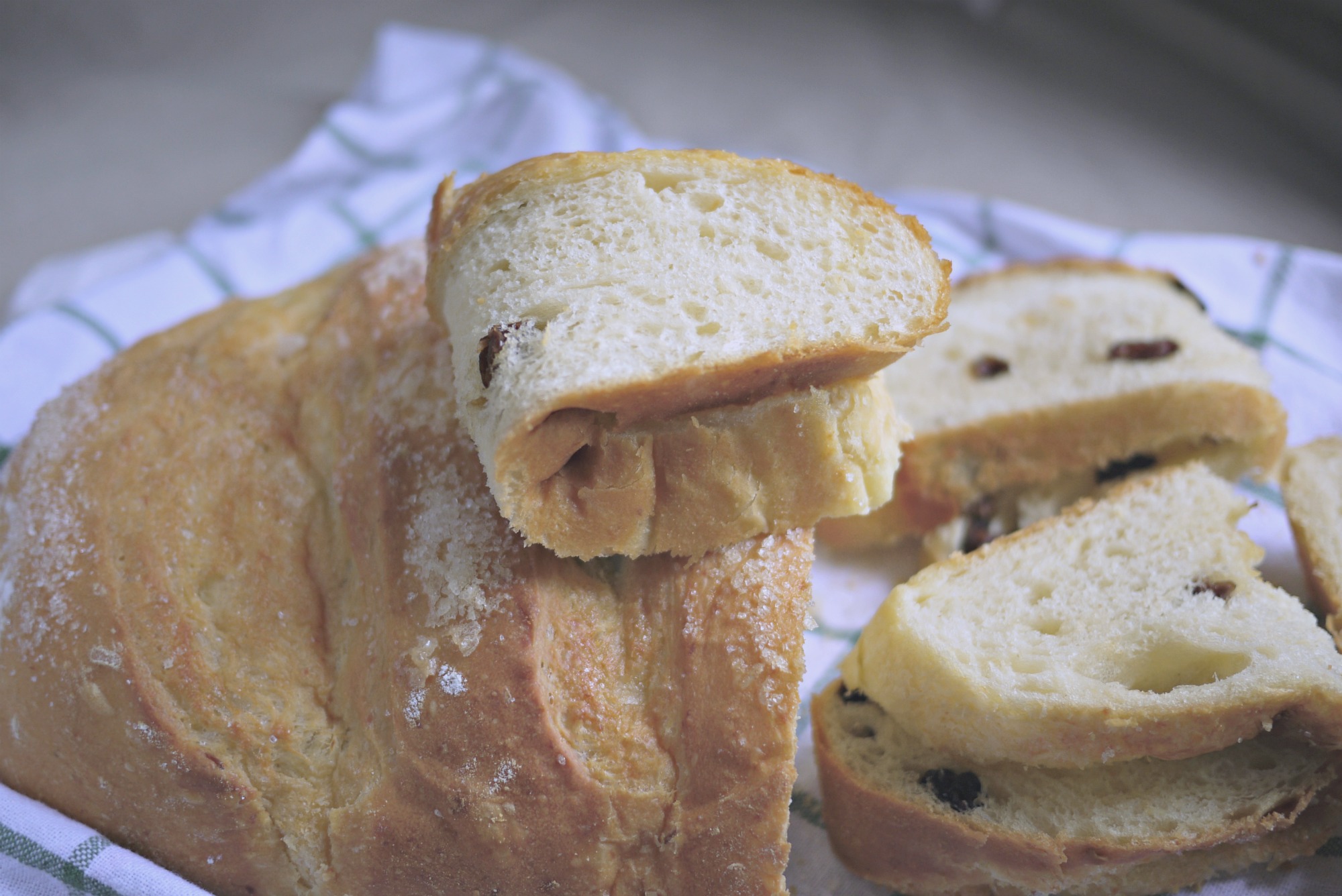 Potato Raisin Bread – MONO and CO