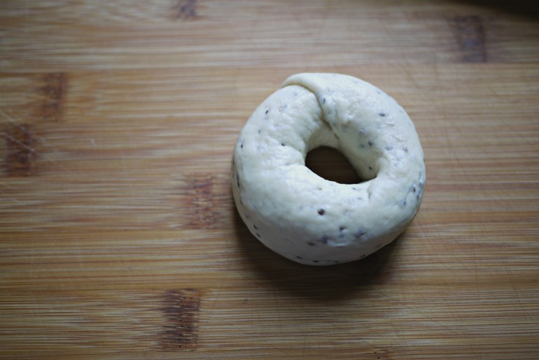Natural Starter Taro Chia Seed Bagel – MONO and CO
