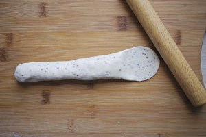 Natural Starter Taro Chia Seed Bagel – MONO and CO