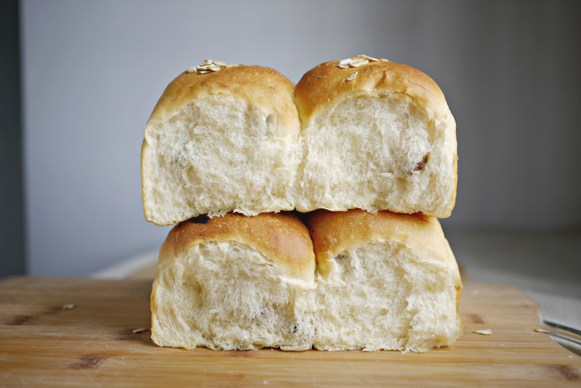 Taro Raisin Buns – MONO and CO