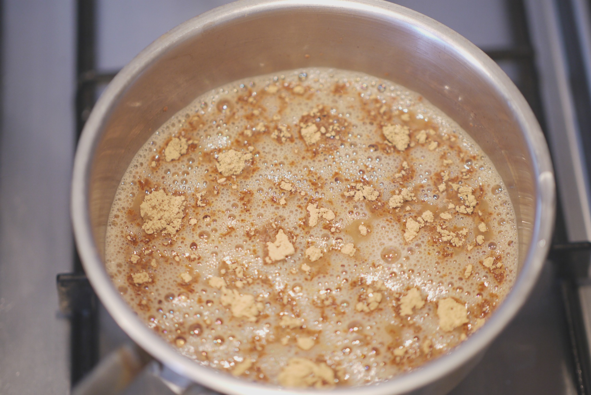 Green Monday : DIY Tea Seed Powder 苦茶籽粉 Detergent – MONO and CO